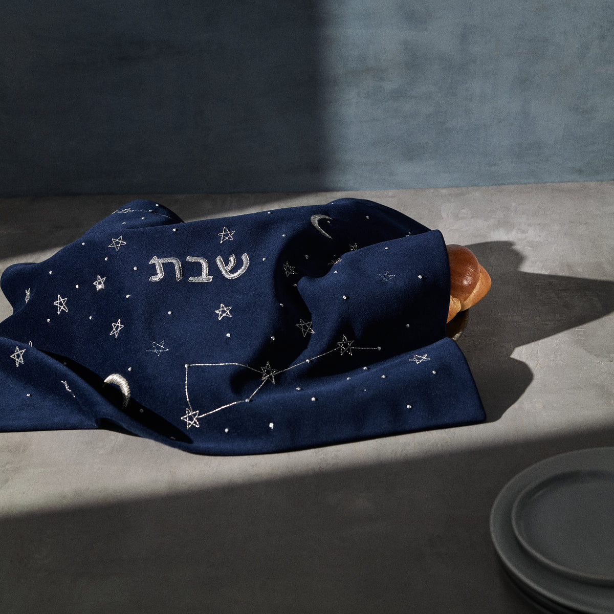 Issachar Zodiac Challah Cover – Collecto